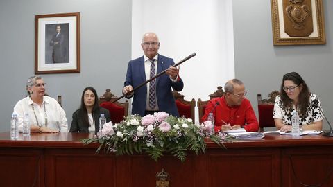 José Carlos Vidal asume la alcaldía por Nós Pobra, mientras en Ribeira ...