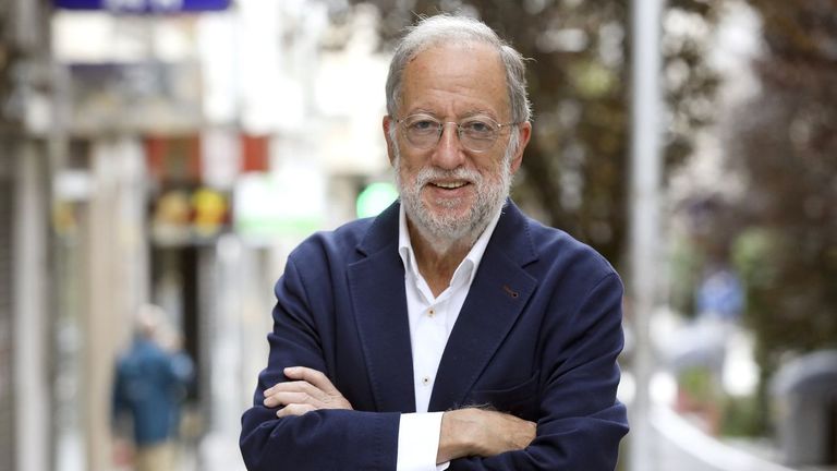 Rueda, Feijoo y Blanco Valdés presentan en Santiago el libro de ...