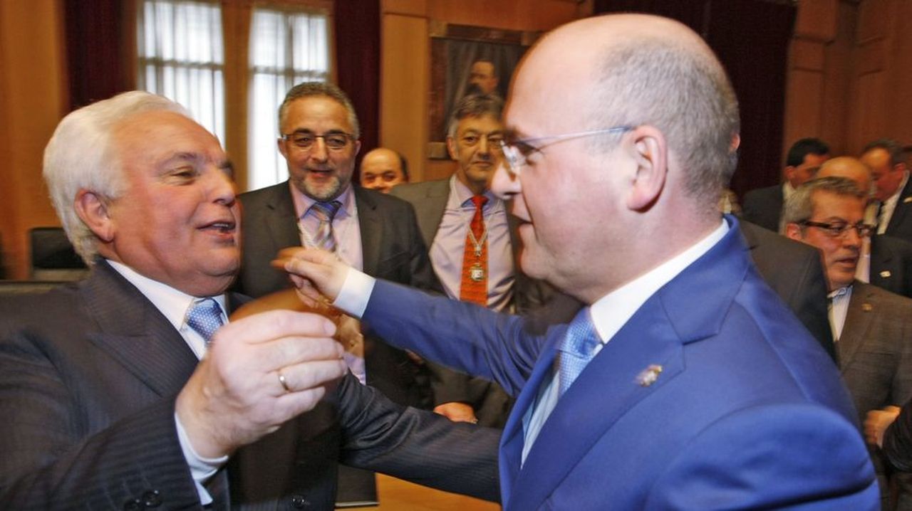 El adiós de Baltar pone fin a tres décadas de la saga familiar en Ourense