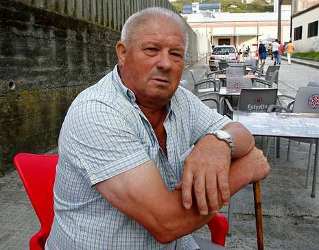 «Levo 27 anos sen faltar, seguirei mentres poida, e se non que me traian»