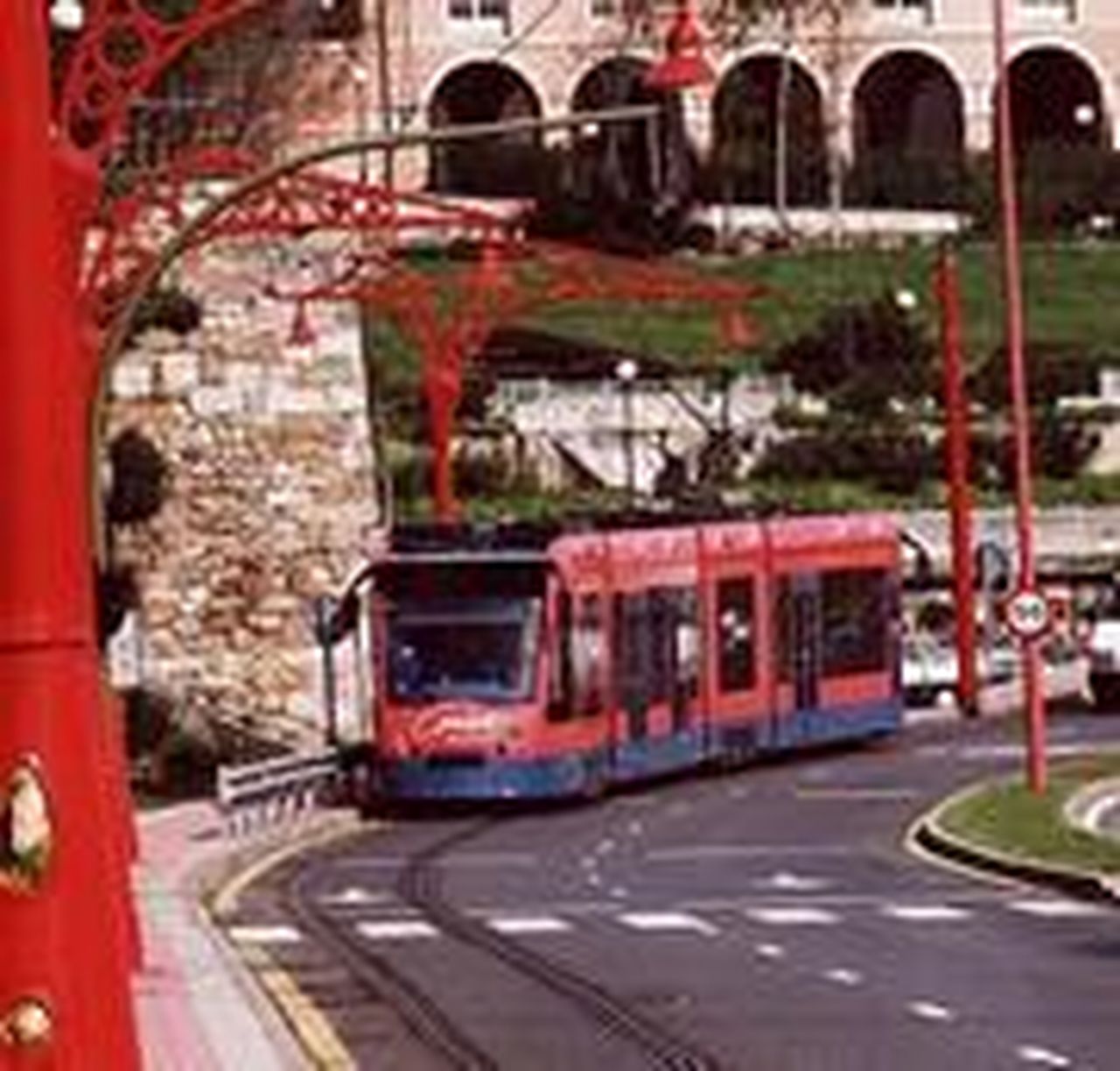 La línea de metro ligero A Coruña-Betanzos requiere construir un nuevo ...