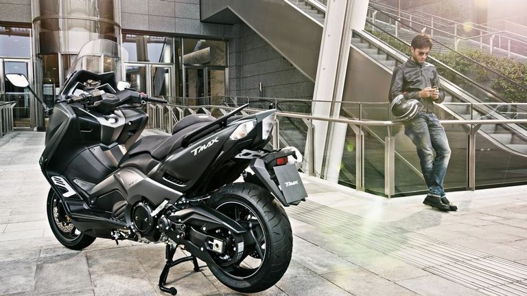 A prueba: Yamaha TMAX y NMAX