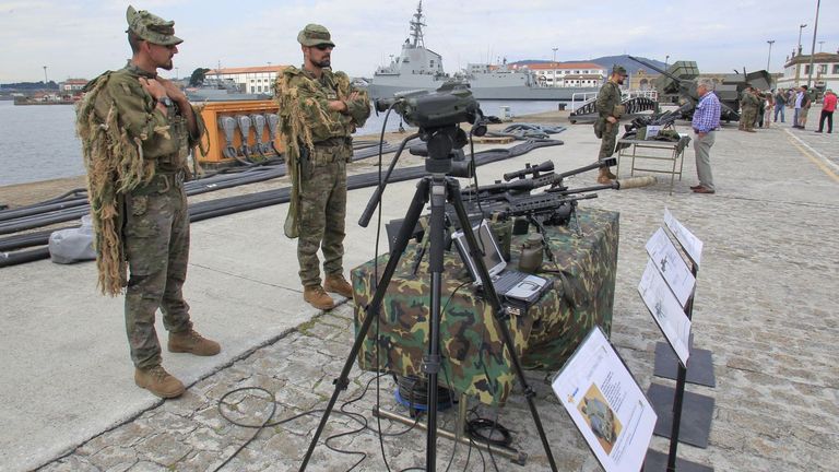Jornada de puertas abiertas en el Arsenal Militar de Ferrol