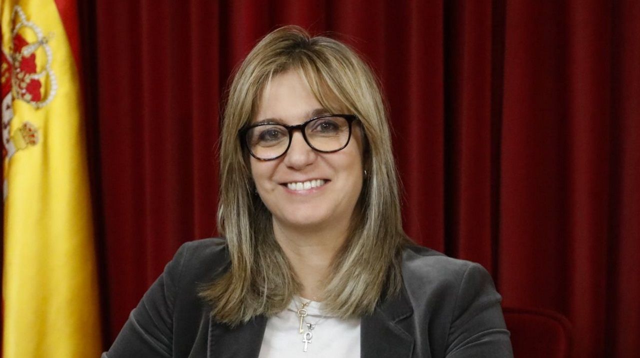 La socialista Ana Prieto reprocha a Vox en el Congreso los insultos a ...