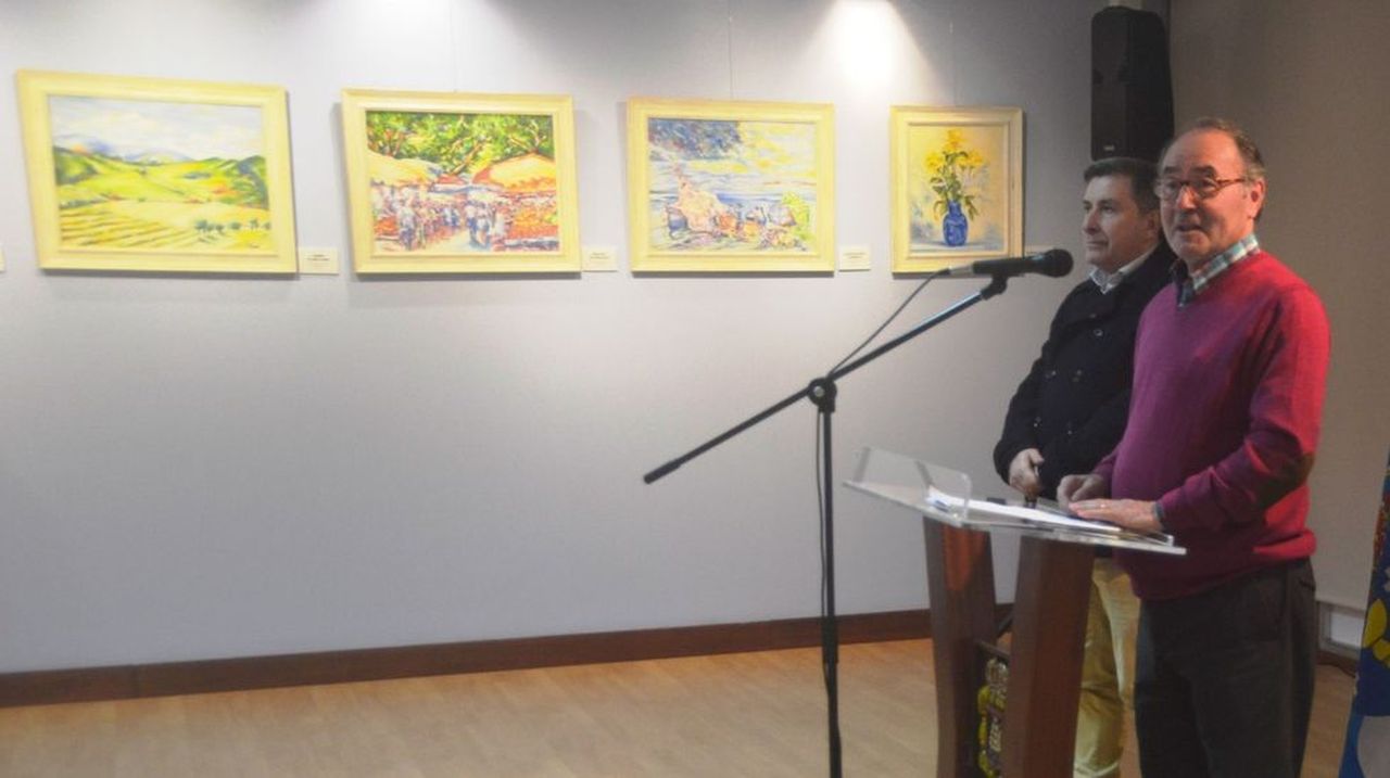 Los óleos florales de Constantino González toman el Lustres Rivas