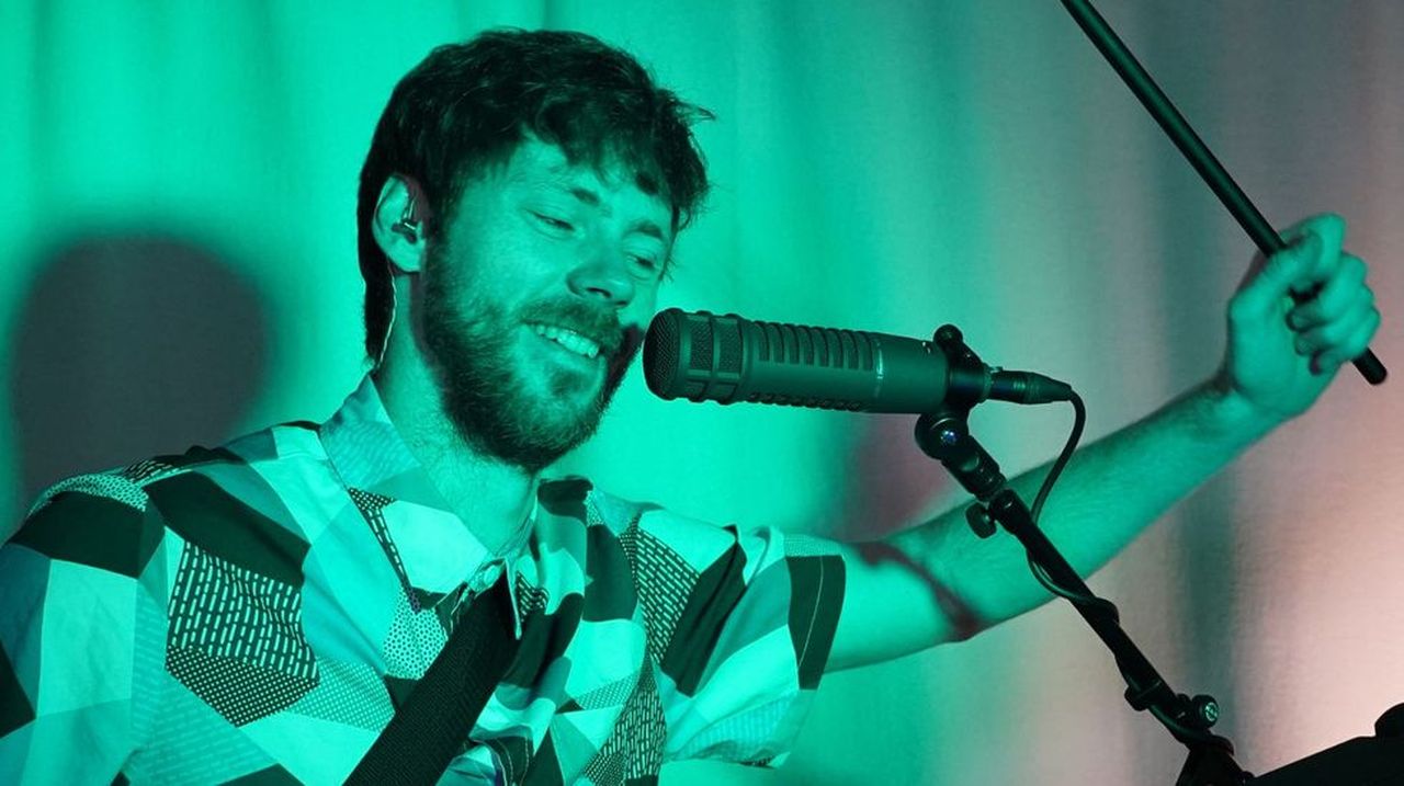 Adrian Timms abre los «Mércores de varanda» en el Salón Teatro, en Santiago