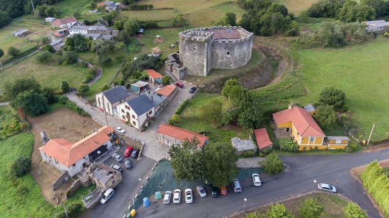 Récord de visitantes al castillo de Moeche, que crecen un 37 %