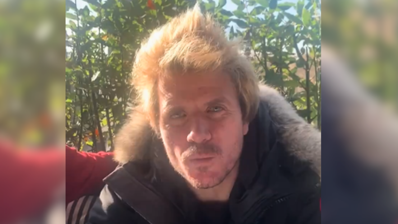 El cantante Dani Martín, irreconocible en un vídeo de apoyo a Ilia Topuria