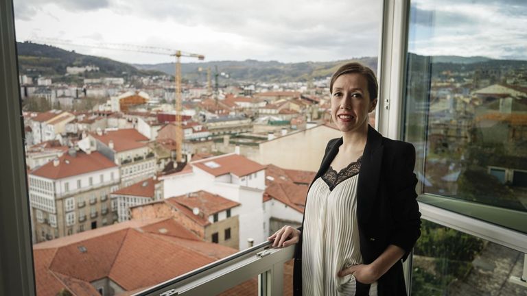 «Mis trabajos como arquitecta buscan tener los pies en la tierra»