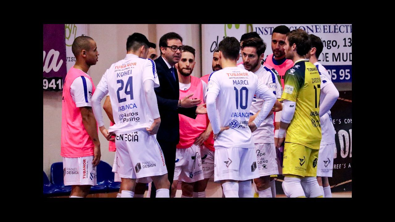 Mougán reconoce que «urge puntuar» ante el Barcelona