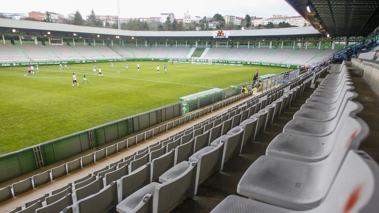 Luz verde para la primera fase de reforma del estadio de A Malata