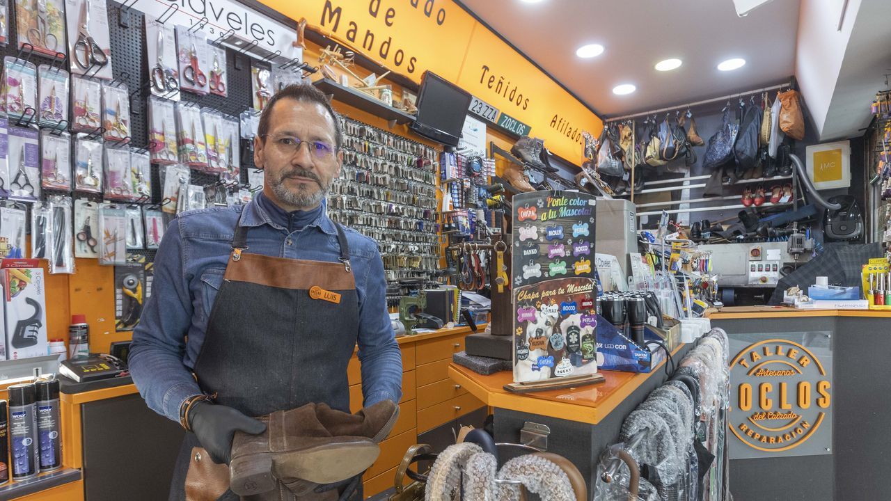 Luis Millán: «Din que son o zapateiro para todo ao asumir oficios de ...