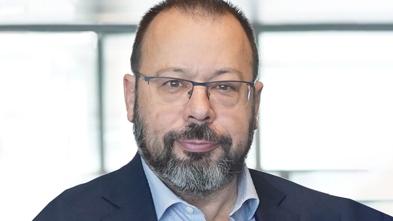 César Hernández, director general de la Cartera Común de Servicios del SNS: «Seis de cada 100 ...