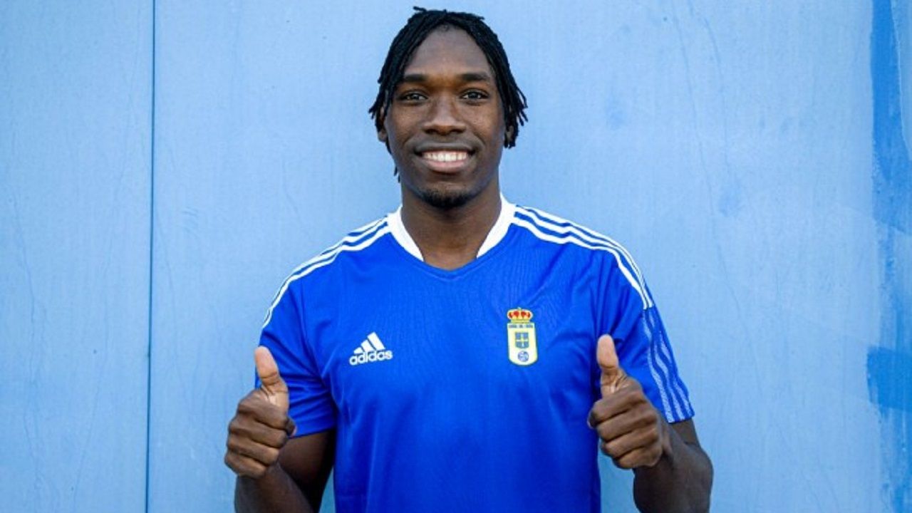 El Vetusta cierra el lateral izquierdo con el fichaje de Matovu