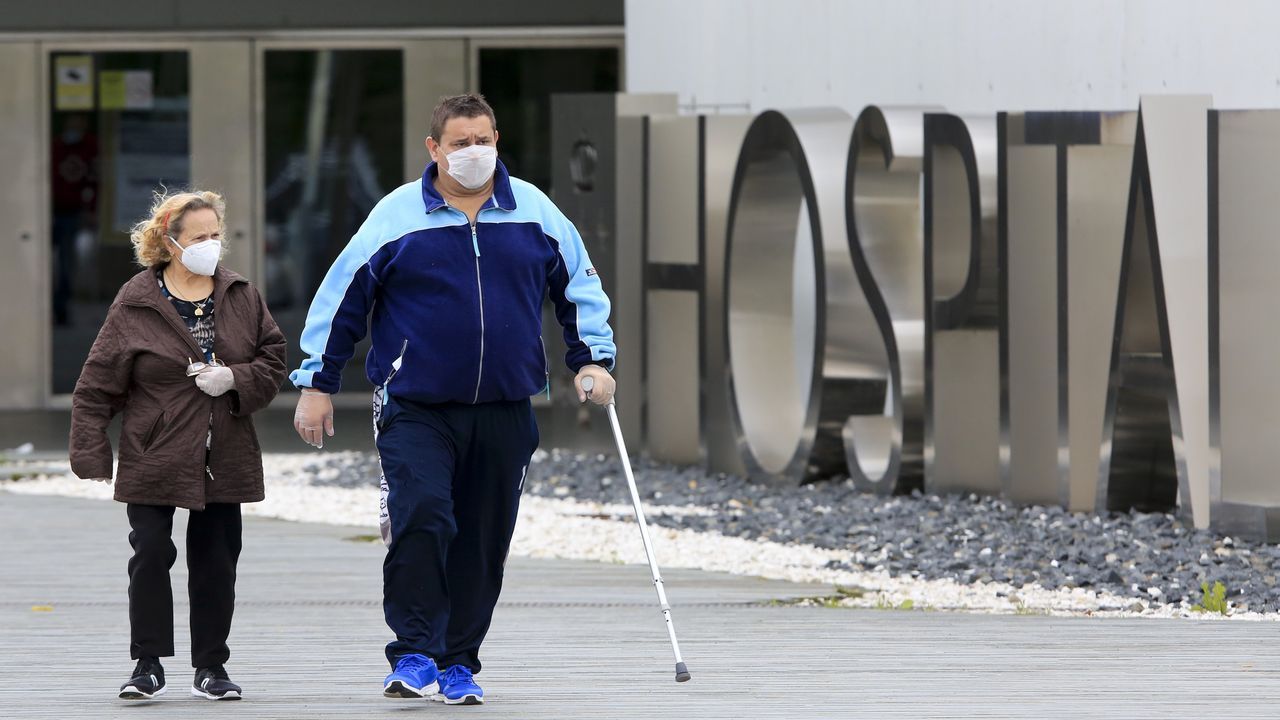 El Sergas empieza a reprogramar ya consultas, pruebas y cirugías aplazadas