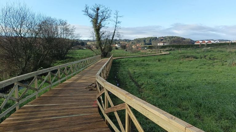 Arteixo abrirá este mes la nueva senda peatonal de Vilarrodís, de un ... Arteixo abrirá este mes la nueva senda peatonal de Vilarrodís, de un ...