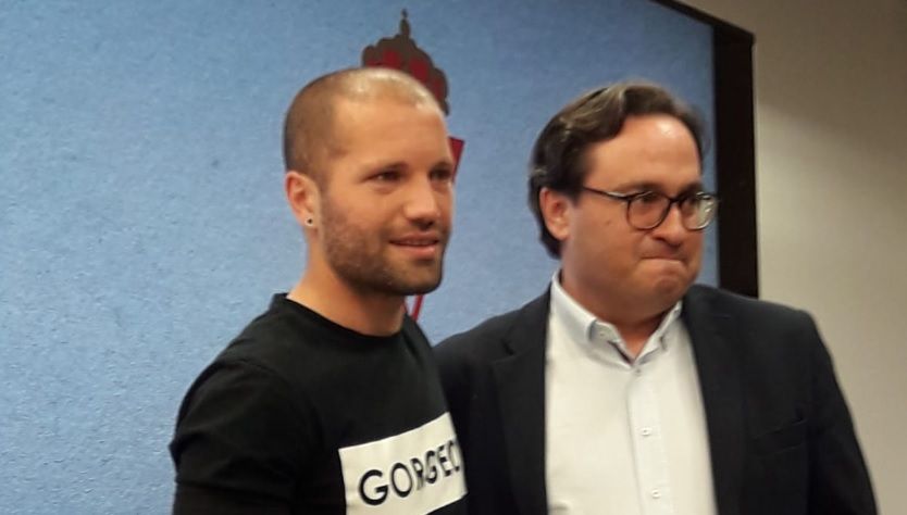 Alberto Lora: «Allá donde esté seré un sportinguista más»