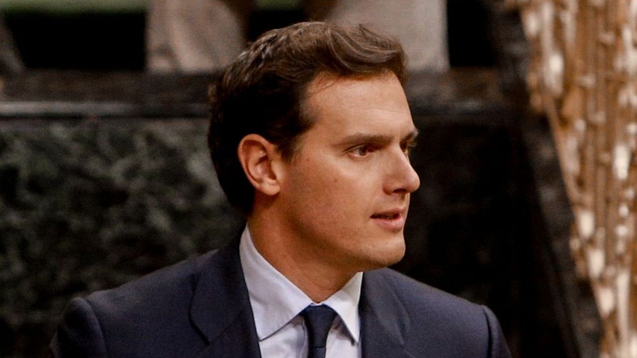 Albert Rivera se ofrece en una agencia de Estados Unidos como ...