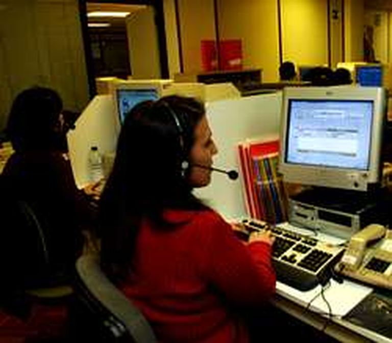 Inelcon abrirá en Sarria un centro de teleoperadoras con cien empleados