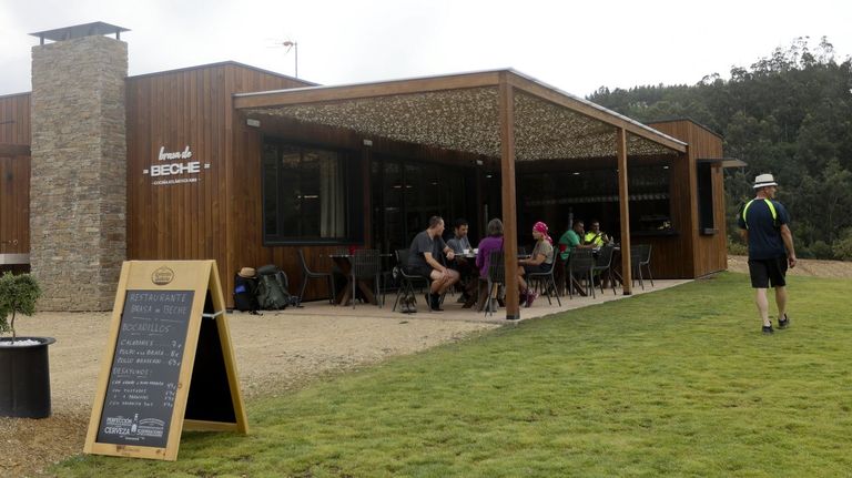 El embalse de Beche en Abegondo amplía su oferta con restaurante ...