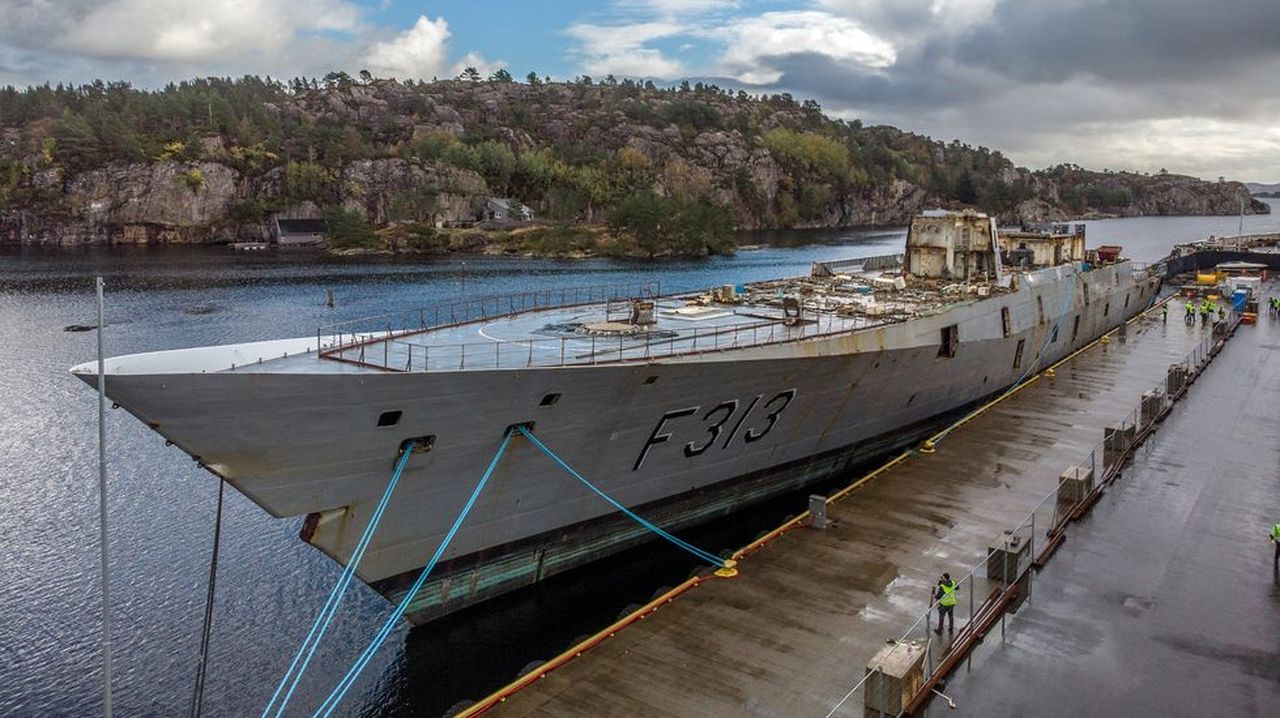 La segunda vida de un icono naval de Ferrol