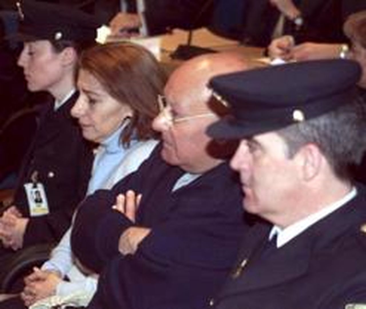 Josefa Charlín asume la trama societaria del clan y exculpa al resto de ...