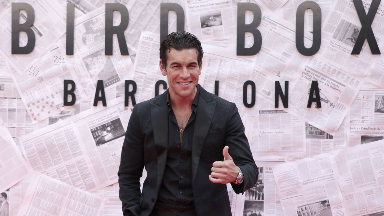 Mario Casas estrena la versión española de «Bird Box»