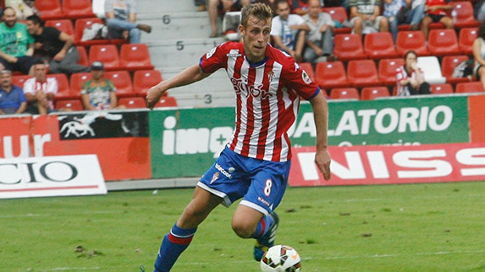 Ex Sporting: Álex Barrera ficha por un equipo de Segunda B