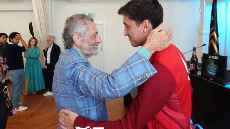 La presentación de Carlos Dotor como jugador del Celta, en imágenes