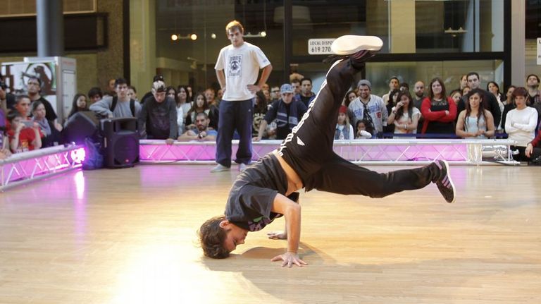 Clases gratuitas para aprender a bailar breakdance