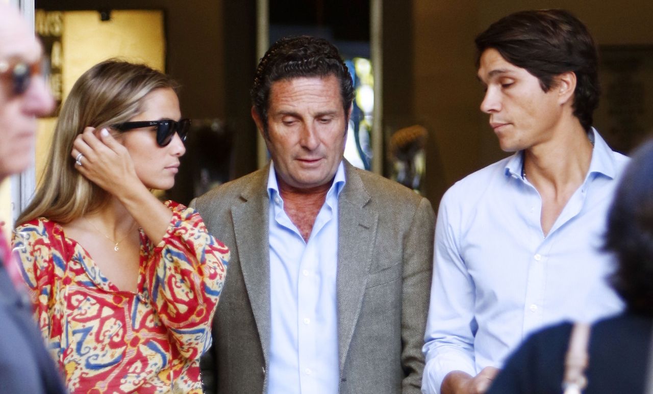 Las hermanas Pombo lloran la muerte de su abuela y madre de «Papín»