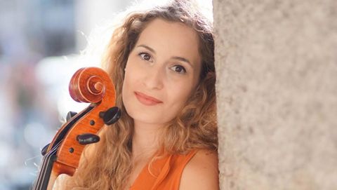 «Adiós ríos, adiós fontes»: una violonchelista gallega adapta a los ...