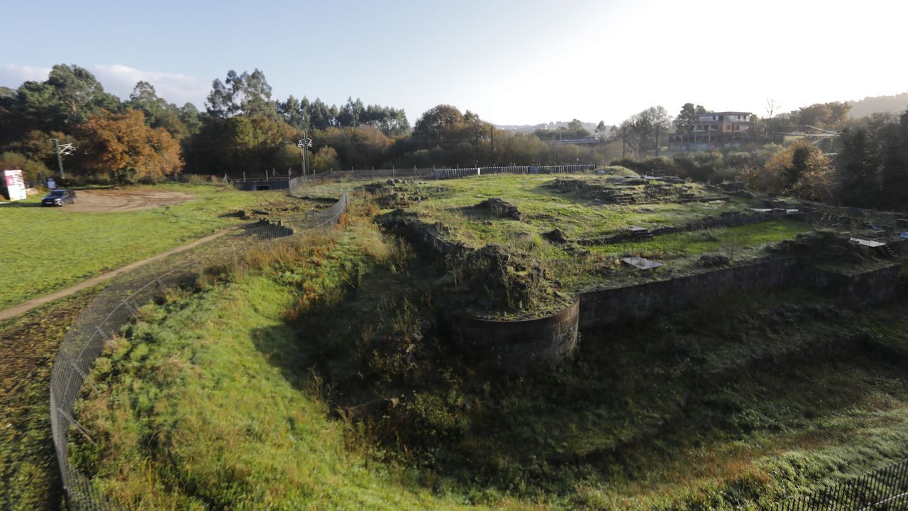 El Ayuntamiento de Santiago busca hacer visitable el castillo de A ...