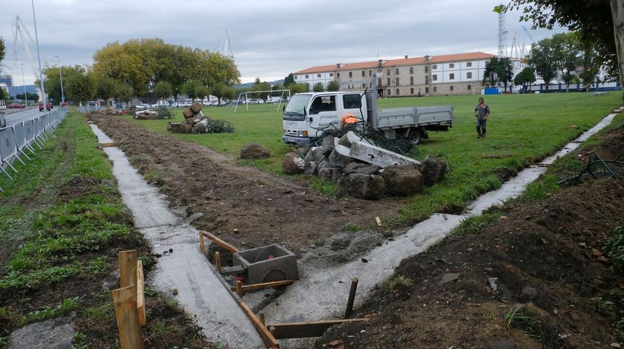 Obras para la nueva valla del Cuartel de Dolores en Ferrol