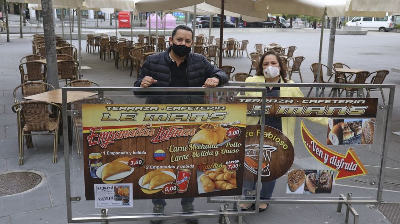 La Praza Roxa de Santiago tiene su propia embajada venezolana: Le Mans