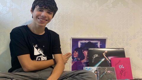 Lucas Rivas, el joven de A Pobra que cantó a dúo con Aitana en el ...