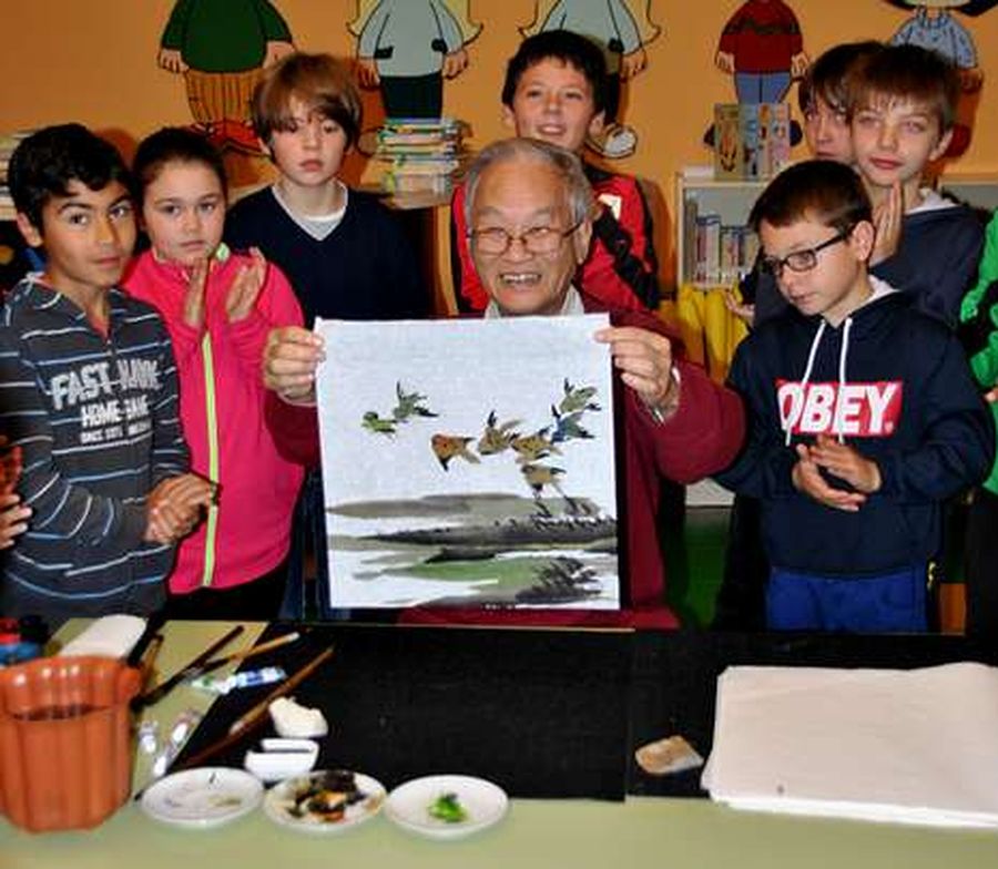Visita de Li Chi Pang, maestro de pintura china